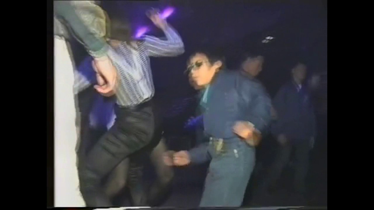 RUSSIAN KID DANCING RA RA RASPUTIN - YouTube