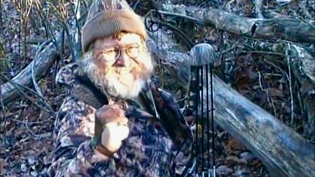 DAN FITZGERALD 400 POUND GIANT STALK UP CLOSE!! - YouTube