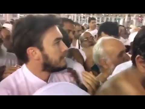 memeeettt. ceceli seni keklemiş.hani kısa boylu çekik gözlüler 🙃😀