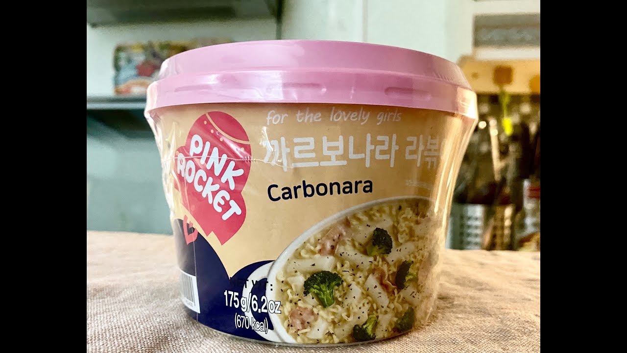 (First video) Trying out Pink Rocket Carbonara (ramen+topokki) - YouTube