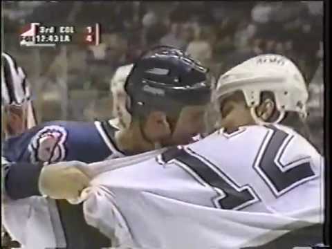 Roman Vopat vs Rene Corbet Round 2 - YouTube