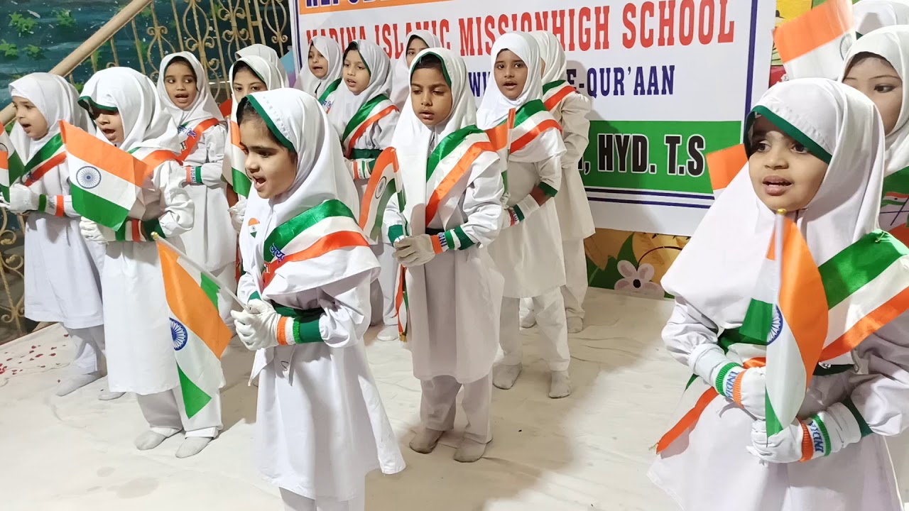 Mere Pyare Watan Tu Salamat Rahay - YouTube