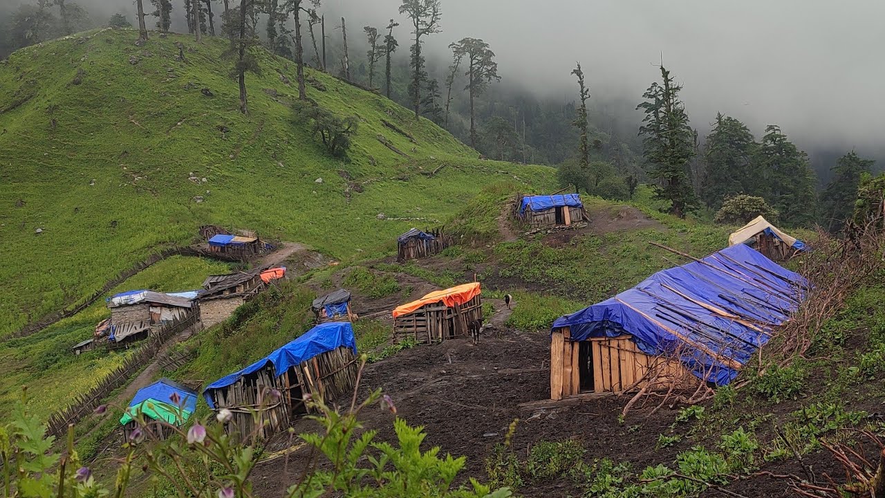 Most Peaceful And Relaxing Natural Mountain Village Life | Living With ...