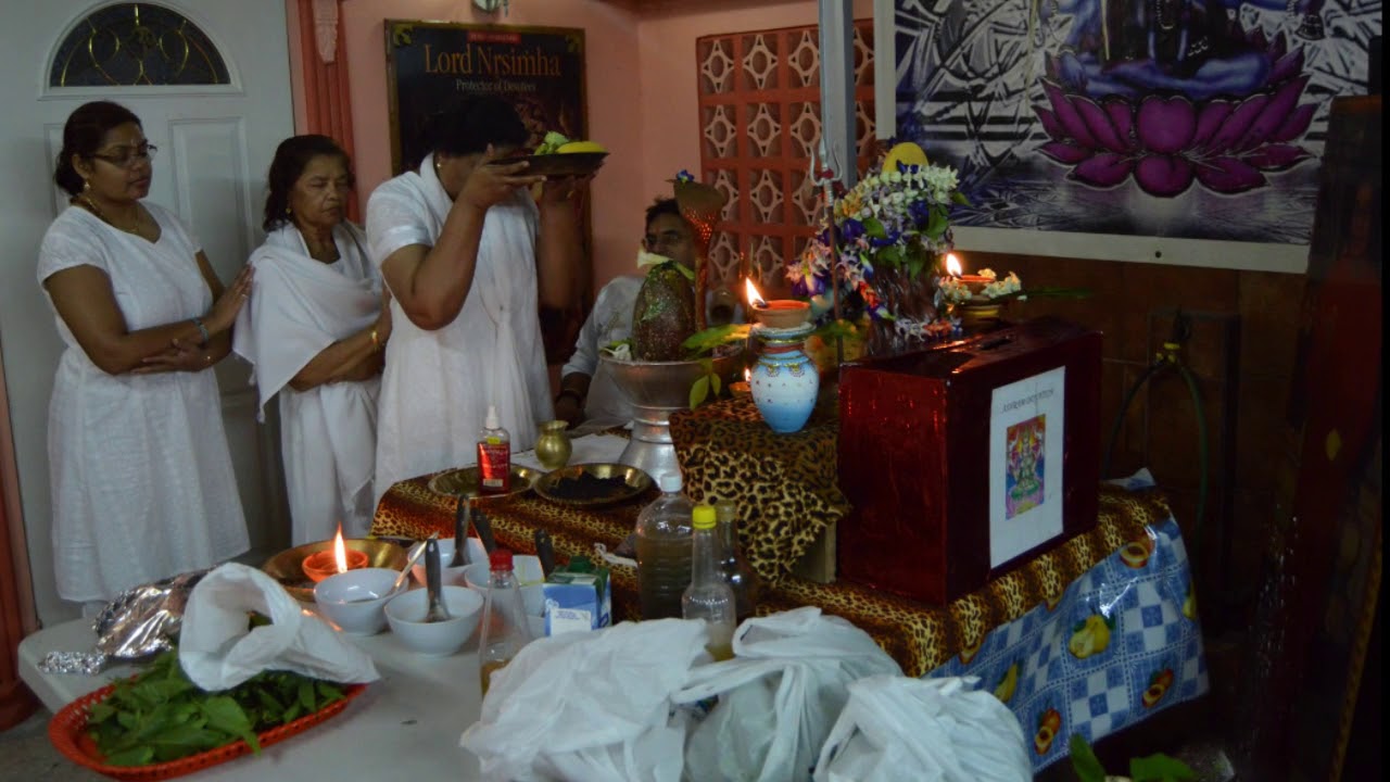 Shri Parameshwari Durga Devi Ashram Inc. - Vibhuti Manifestation - YouTube