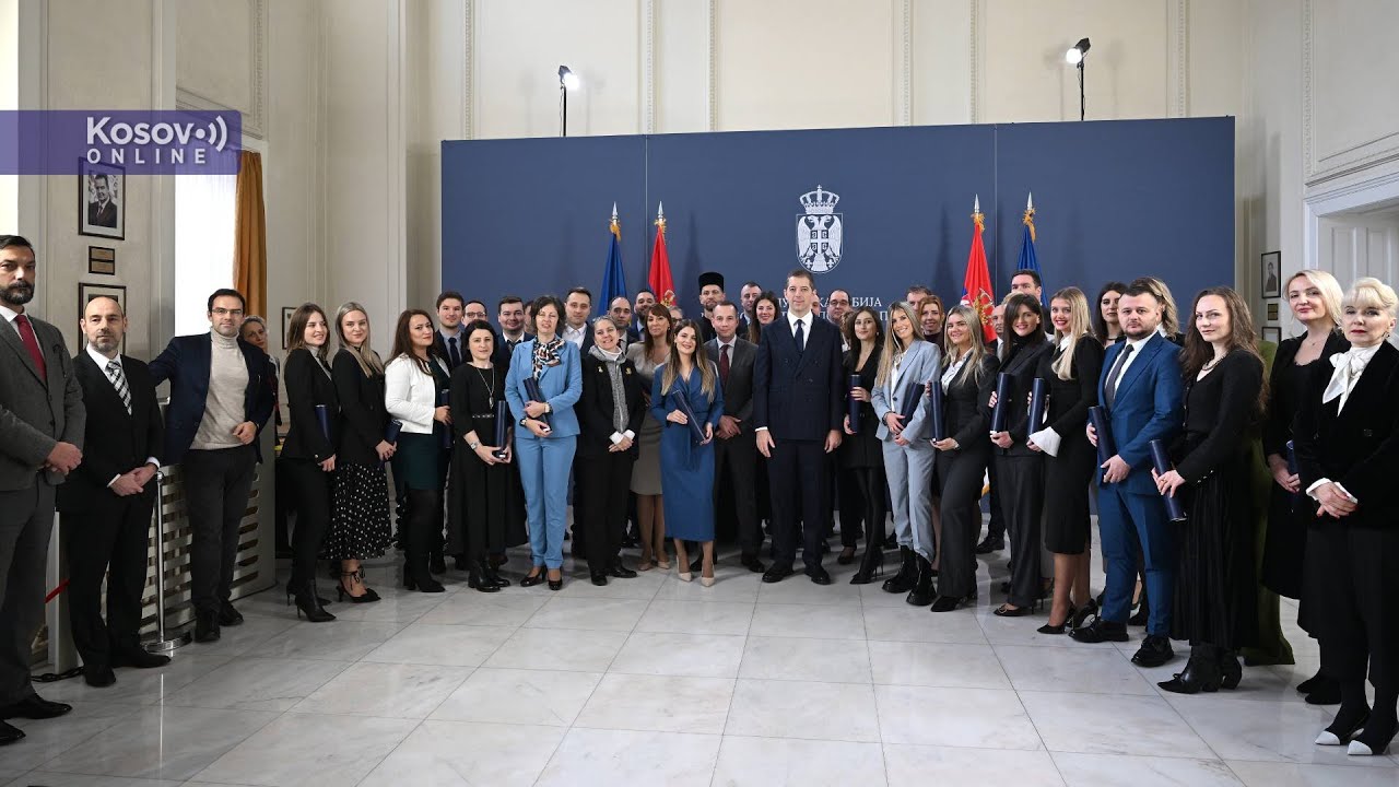 Beograd, Dodela diploma polaznicima Diplomatske akademije - YouTube