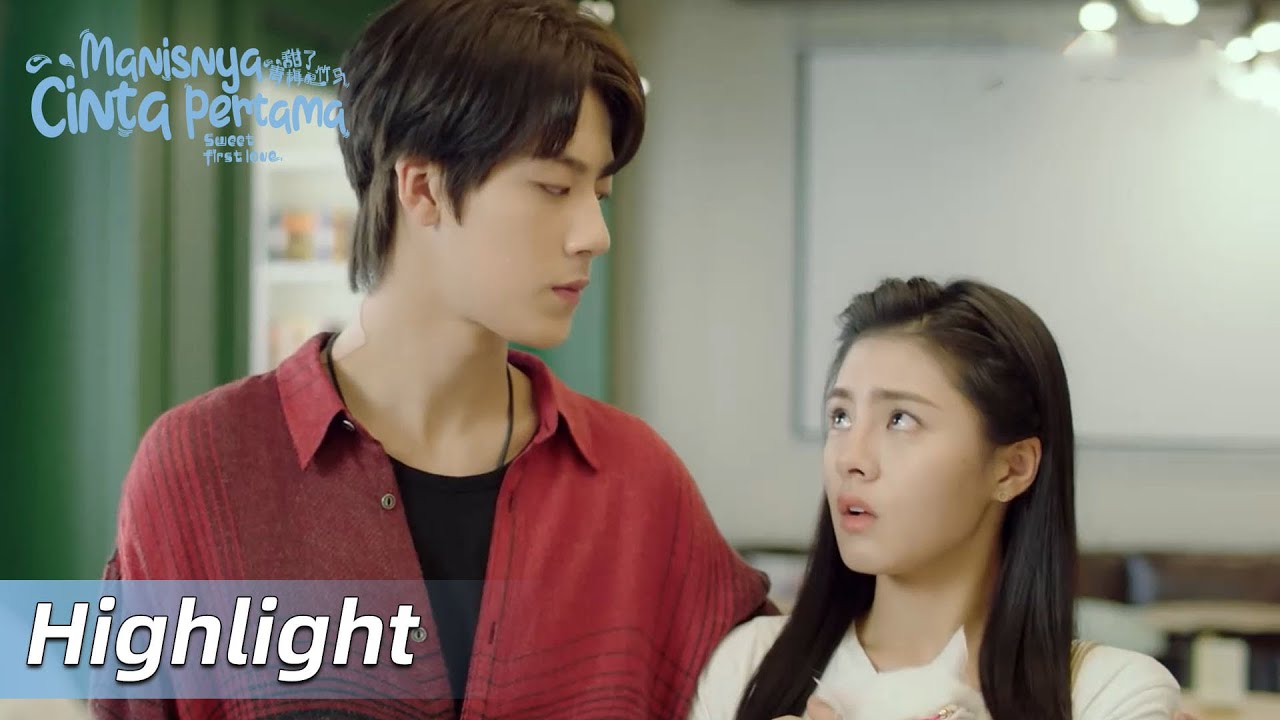 Highlight EP08 Muyun datang melindungi Nianfeng lagi | Sweet First Love | WeTV【INDO SUB】 - YouTube