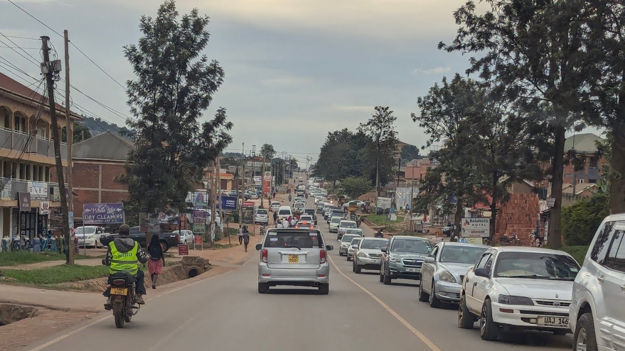 Bugoloobi a Kampala City Suburb - YouTube