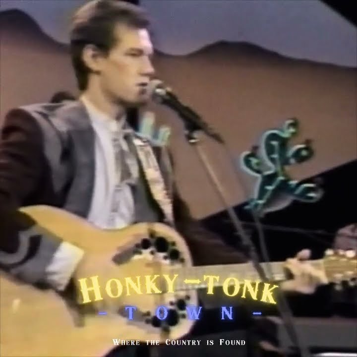 Randy Travis - Diggin' Up Bones (Live) Part 1 - YouTube