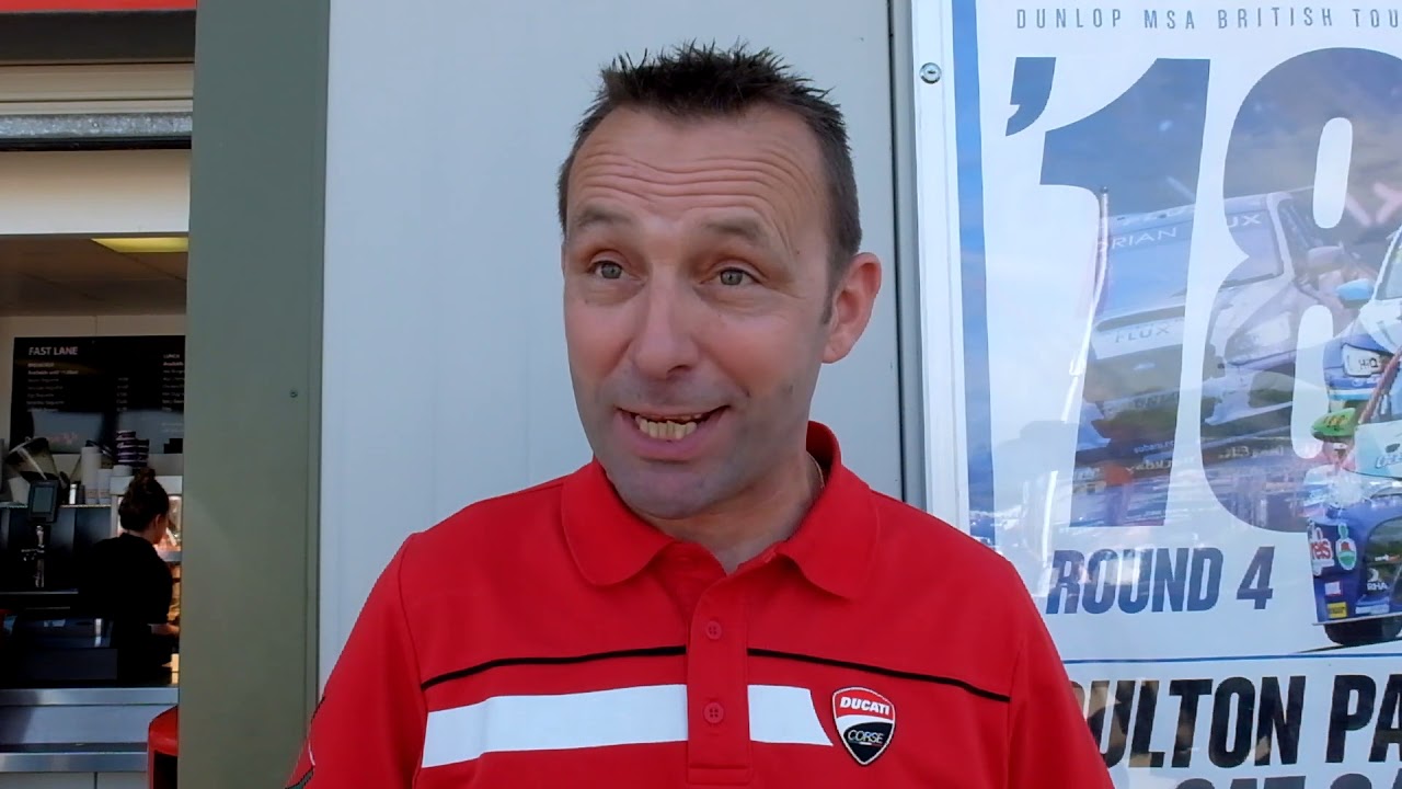 Steve Plater signs for LlanBikeFest 2018! - YouTube