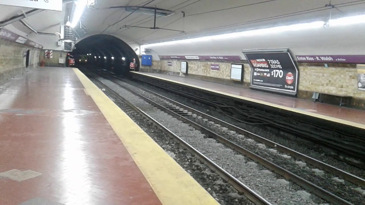 Subte Línea E: Formación CAF GEE Equipo "L" en estación Entre Ríos ...