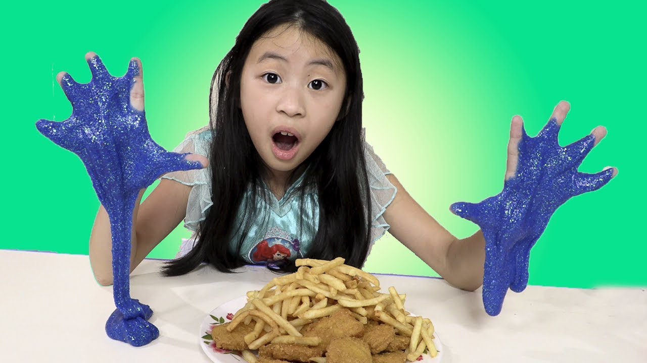 Johny Johny Yes Papa | Chloe & Kaycee Pretend Play Wash Your Hands ...