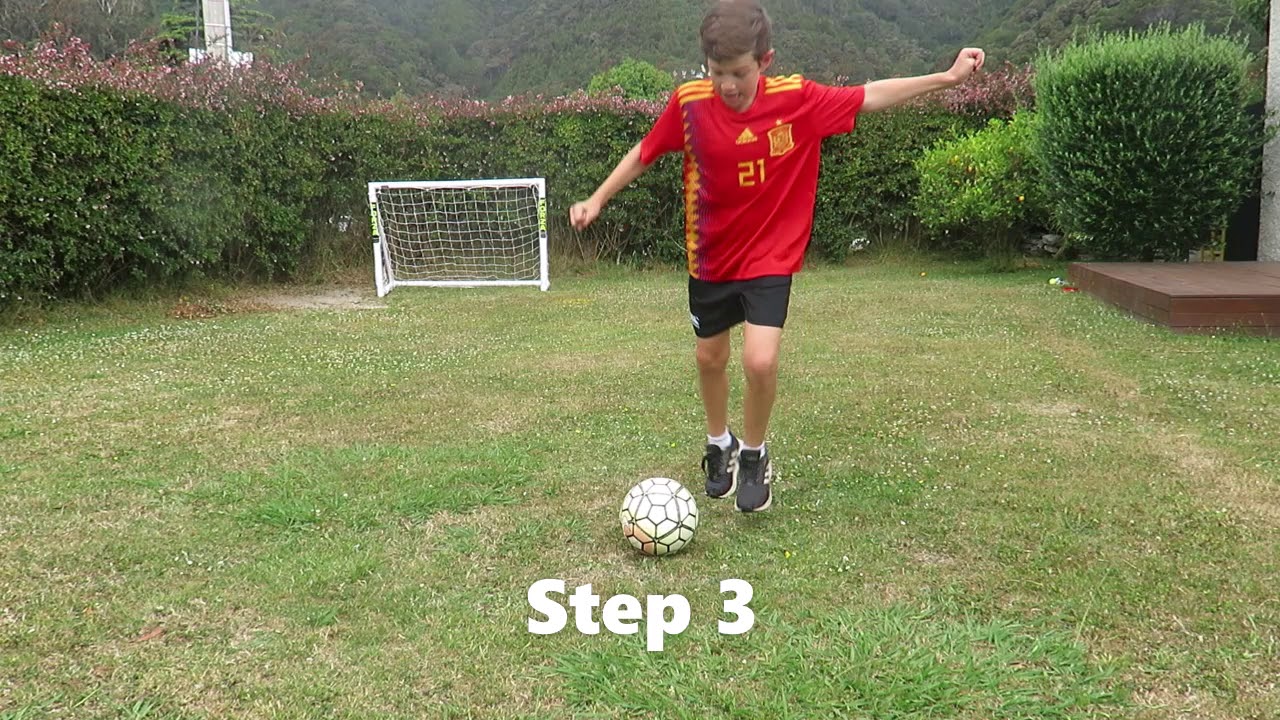 Stepover turn skill move - YouTube
