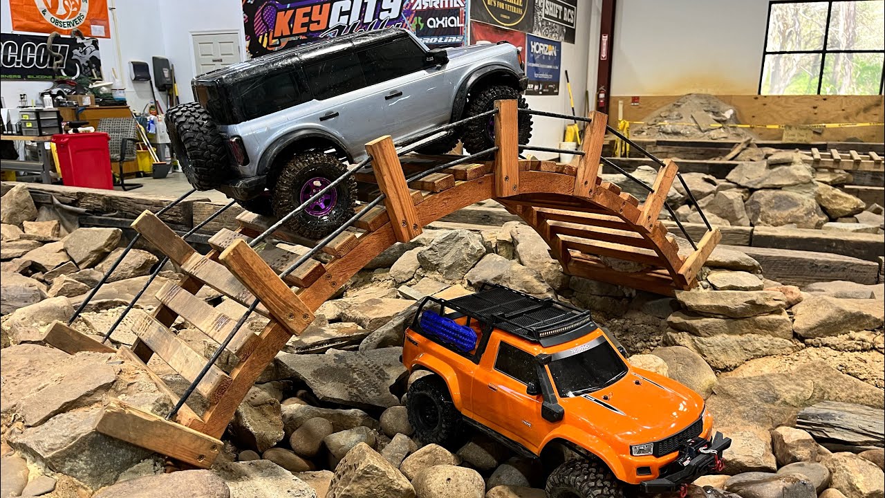 Traxxas TRX4 Crawlers at Key City Hobbies - YouTube