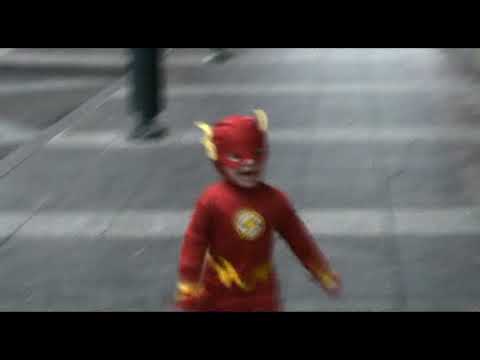 Flash Gordon Approaching - YouTube