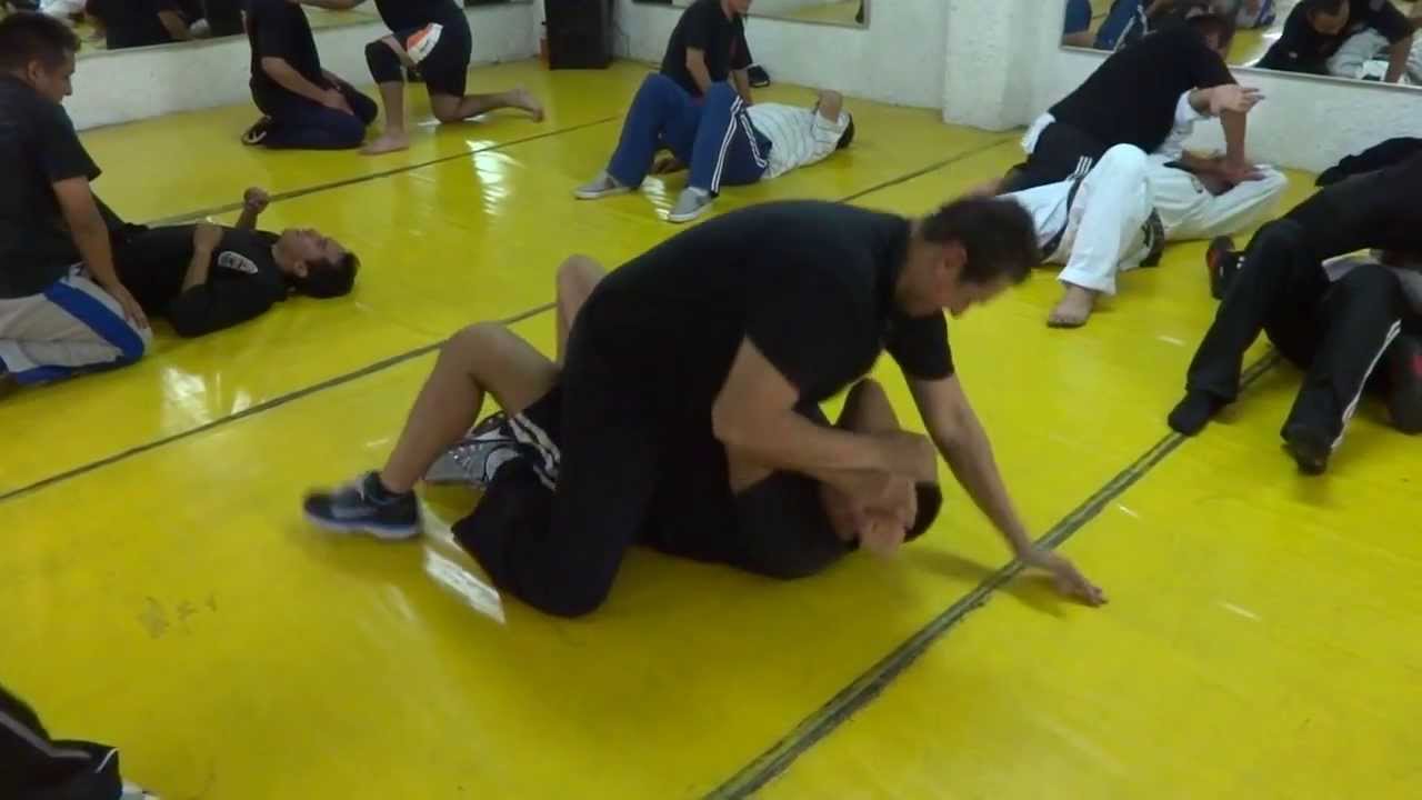 KYUSHO JUTSU, GRAPPLING. - YouTube