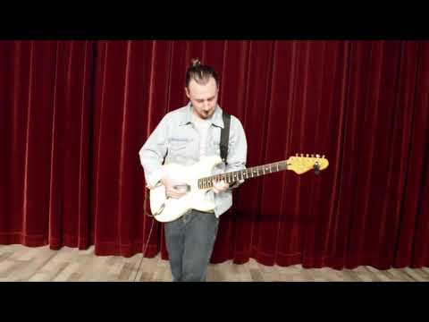 Daniel Vickers - Wilderness (live ambient looping) - YouTube