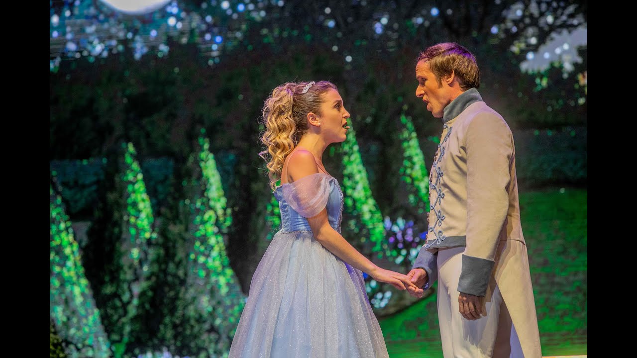 Musical Cinderella - YouTube