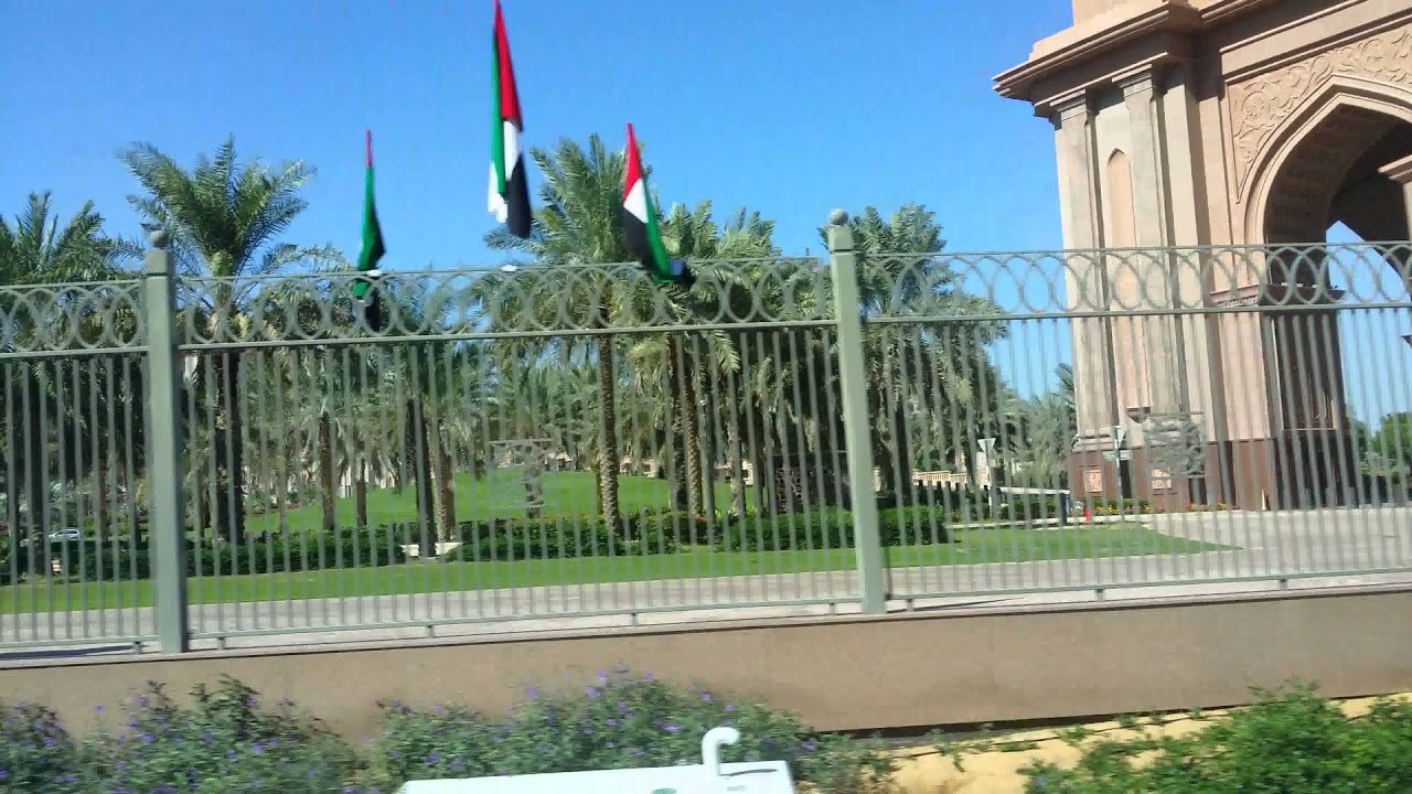 VIP entrance to the royal. Hotel in Abu Dhabi - YouTube