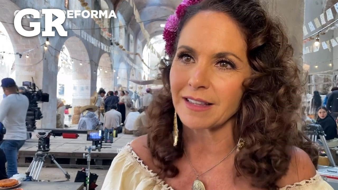 Vuelve Lucero a la actuación en serie como 'La Caponera' - YouTube