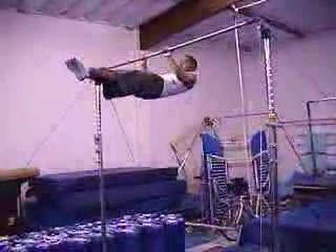 Front lever pull ups - YouTube