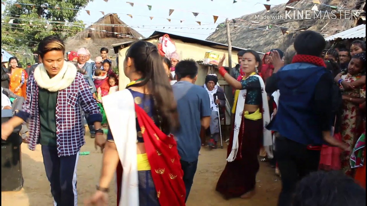 Kauda dance at Hasura - YouTube