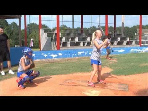Laying Down the Perfect Bunt in Fast Pitch Softball - YouTube