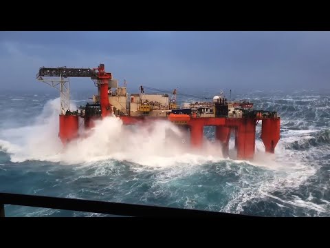 Top 10 BIG WAVES 🌊 of the NORTH SEA