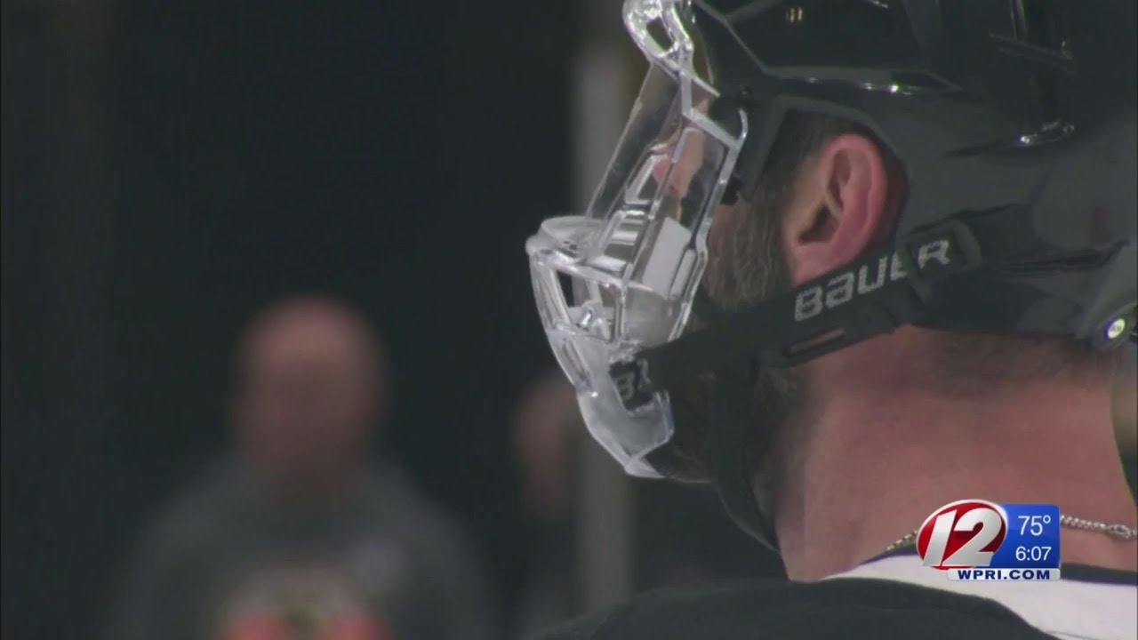Bruins' Chara joins morning skate as he recovers from facial injury ...