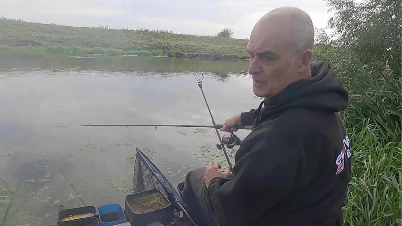 The river Witham at reedy bay - YouTube