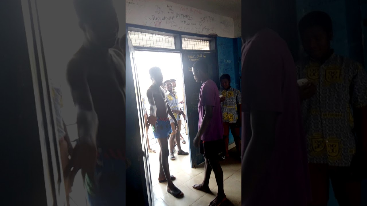 Fight between simao and set at aduman senior high school (h3) - YouTube