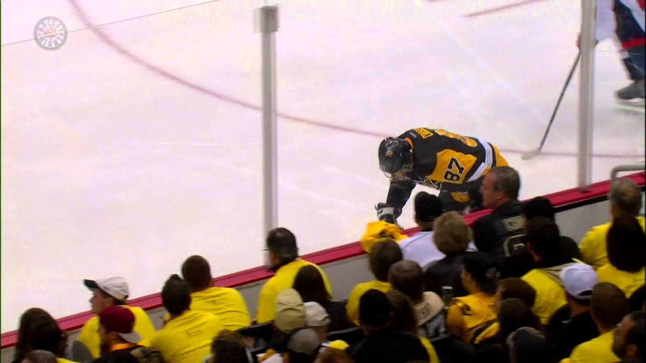 Ovechkin's slash has Crosby angrily leaving game - YouTube