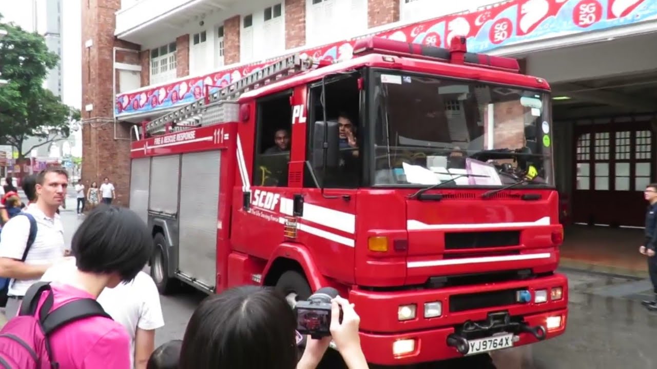 SCDF PL 111 RETURNING TO BASE YJ9764X - YouTube