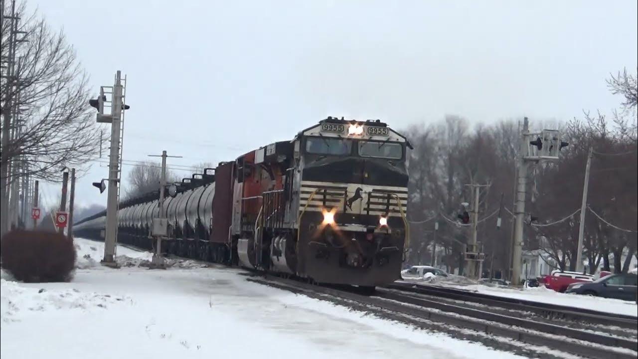 NS 67Z with NS and BNSF power in Wauseon, OH - YouTube