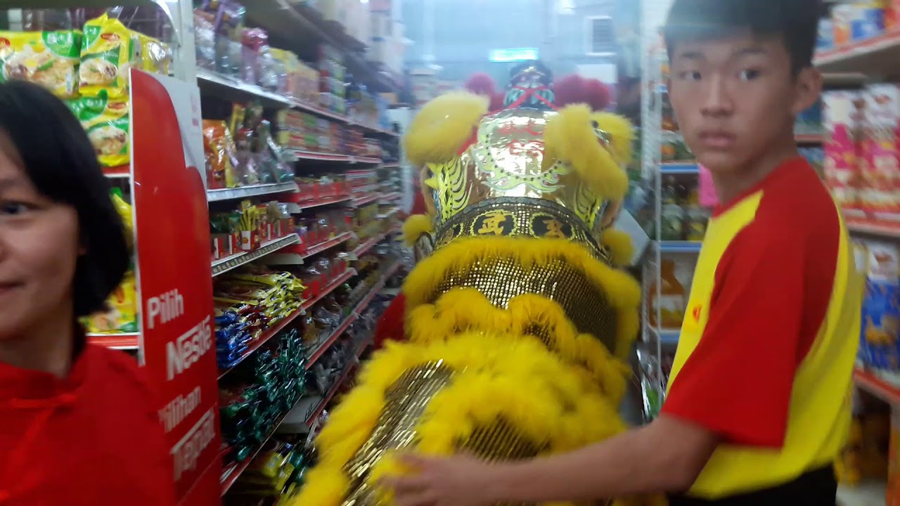 JASIN POINT LION DANCE 22-02-2018-2 - YouTube