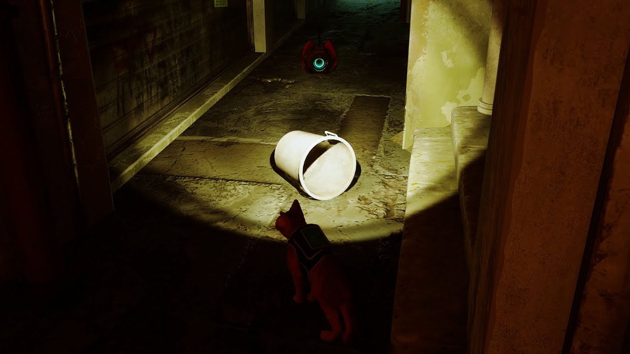 Bug with funny noisy bucket. Stray - YouTube