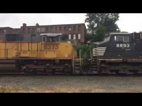 Rare NS 5815 GP38-3 & 2714 SD70M-2 & 8893 C44-9W & UP 8373 SD70ACe lead 22k on 6-23-18 at 4:44 ...