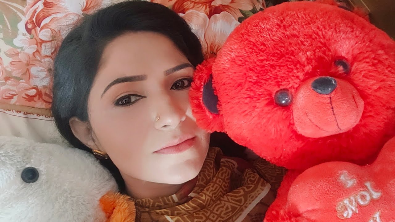 Rj Mehwish Khan live - YouTube