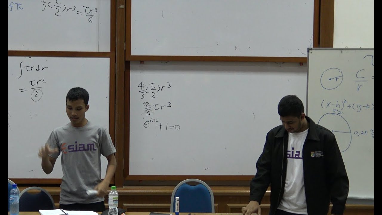Debate Pi VS Tau - YouTube