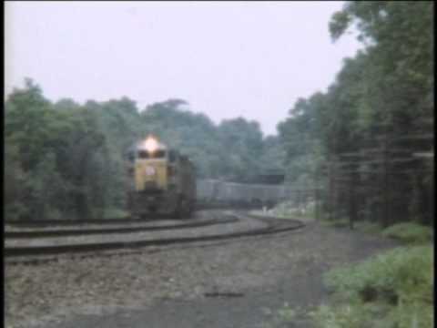 Erie Lackawanna GP35's on famous Collins Curve, at Waldwick, NJ. in ...