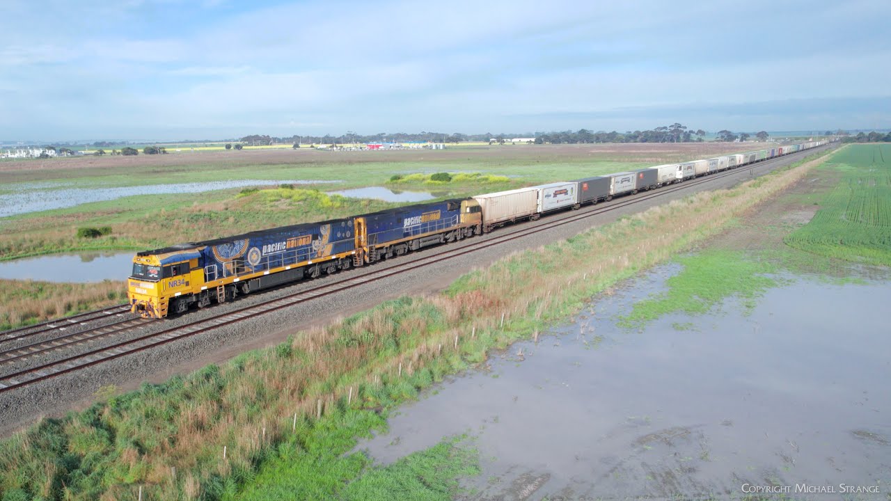 6PM7 Pacific National Container Train With NR34 "First Nations" (3/10 ...