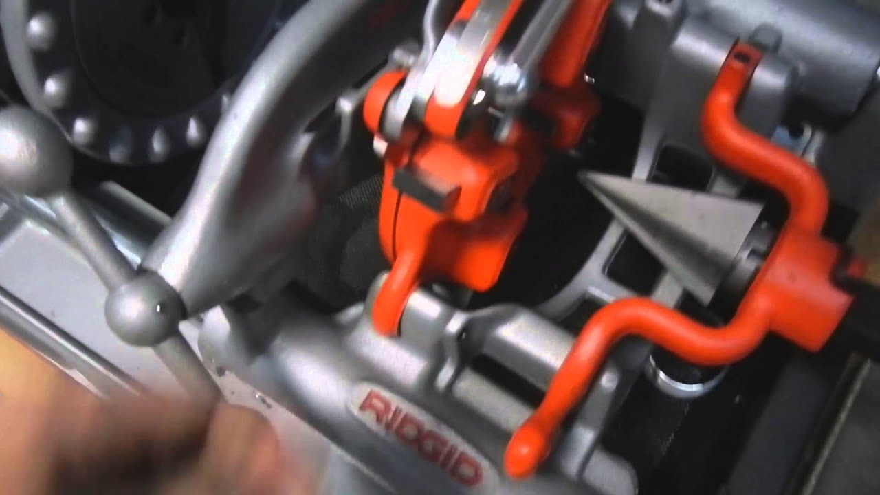 Ridgid 535 Threader 161 - YouTube
