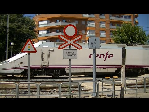 Spoorwegovergang Cambrils (E) // Railroad crossing // Paso a nivel