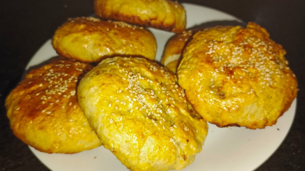 Chicken bun recipe cooking with Lubna Jafri - YouTube