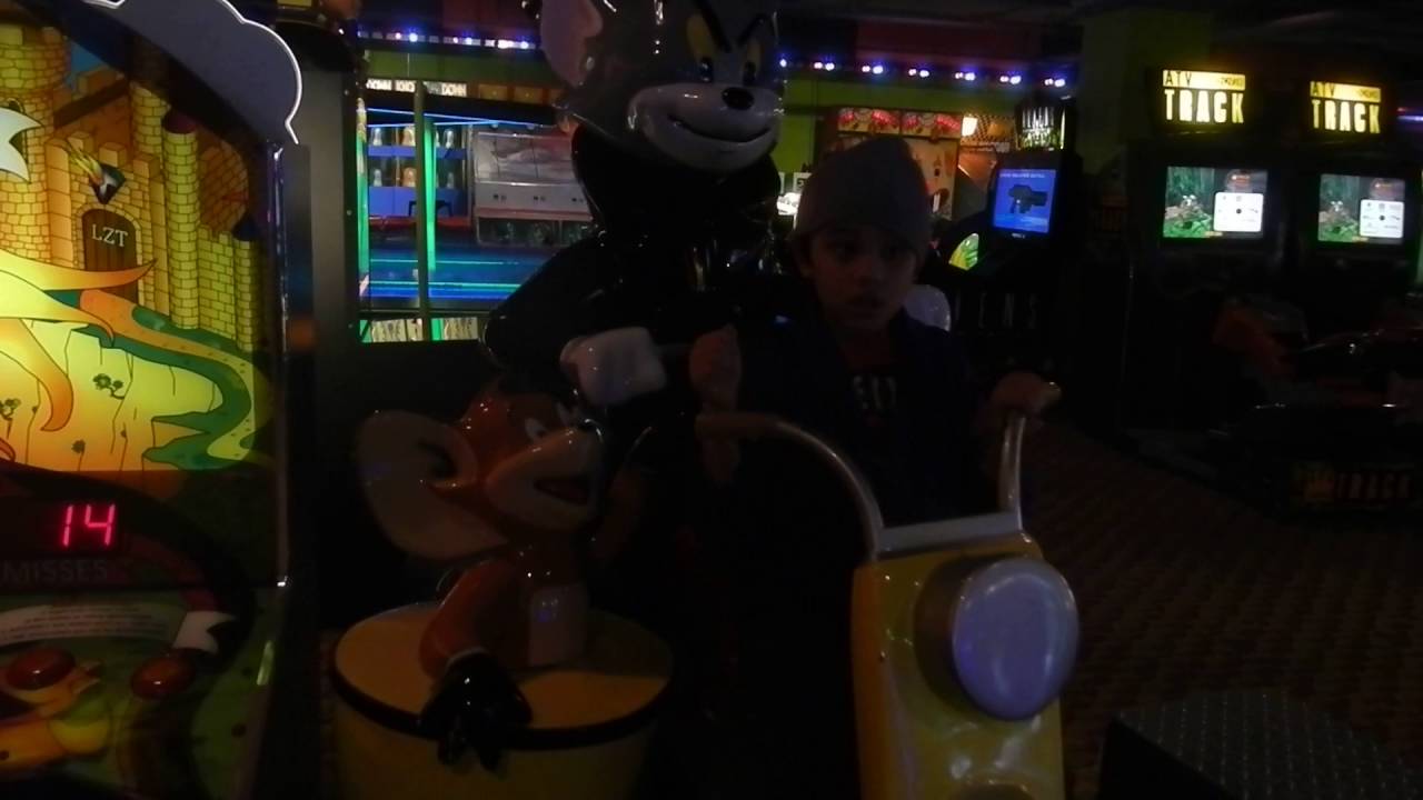 Tom and Jerry arcade ride - YouTube