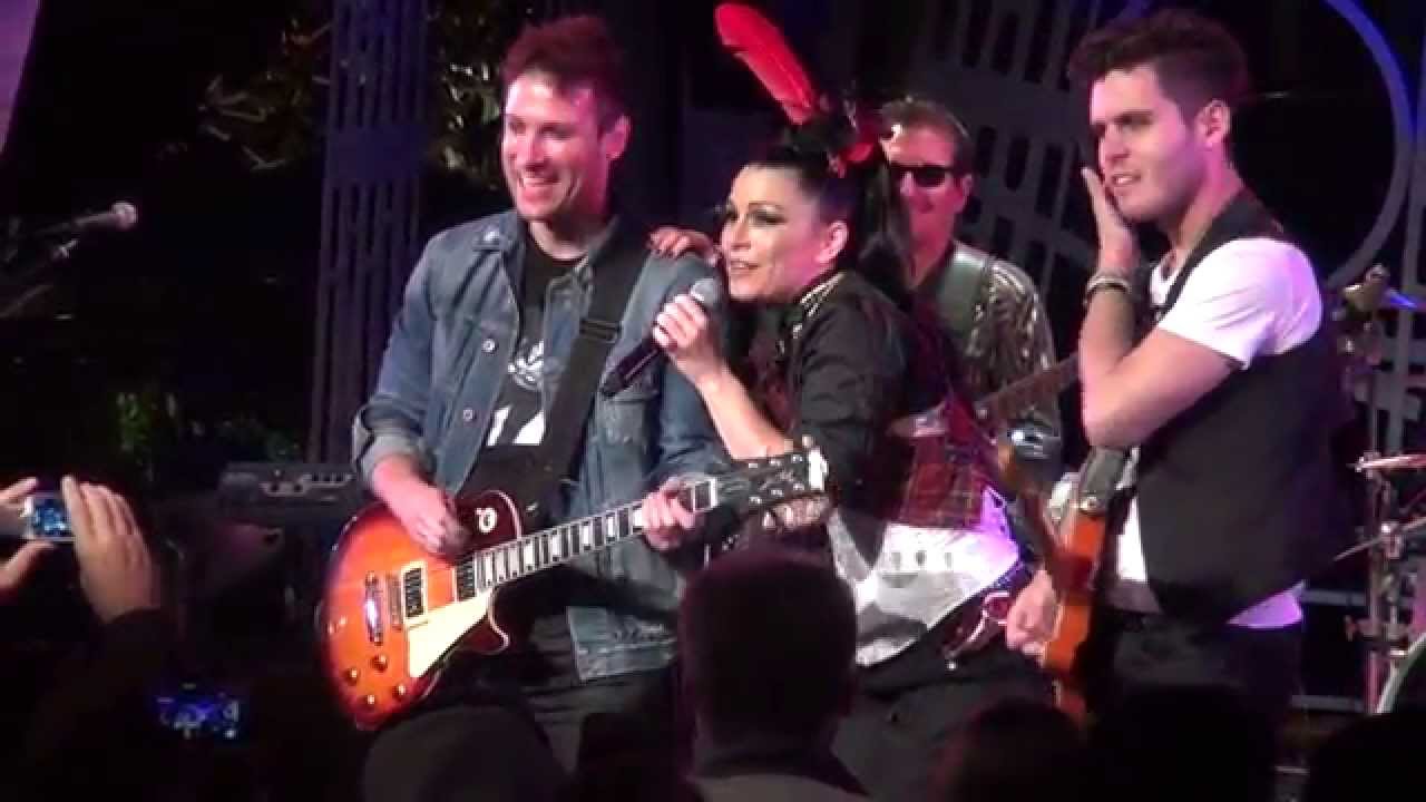 Tomasina ~ "Somebody To Love" - YouTube