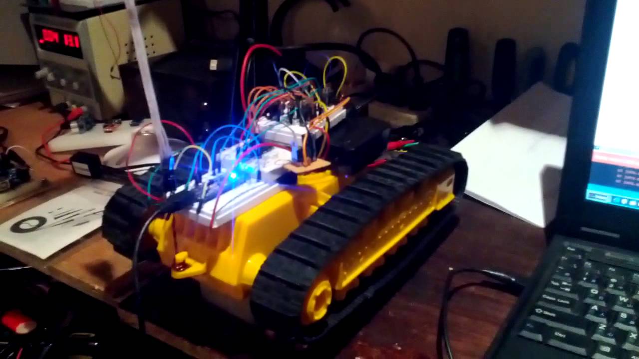 Robot oruga con Arduino+bluetooth prueba 1 - YouTube