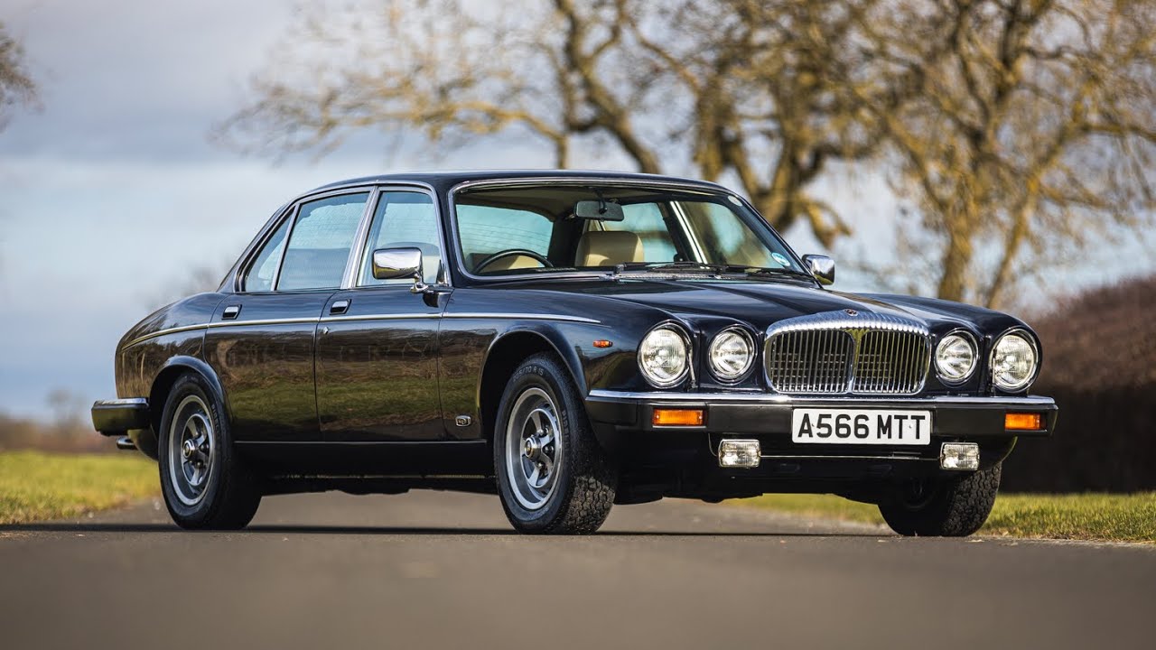 1983 Daimler Sovereign 4.2-Litre Vanden Plas - 7,700 miles - YouTube