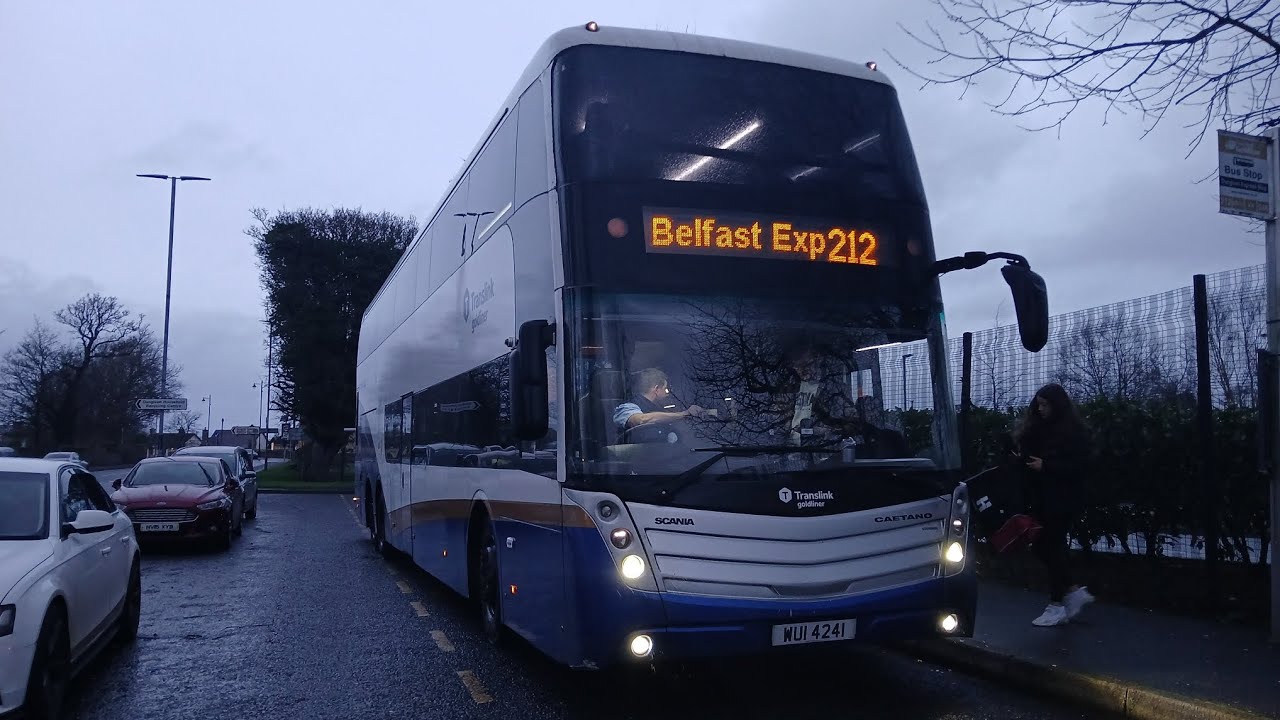 Translink Goldliner 2041 on the 212 - YouTube