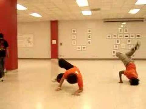 C's dance (UH vs SHSU) - YouTube