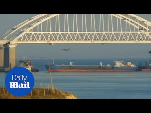 Russia blocks Ukrainian navy from entering Sea of Azov